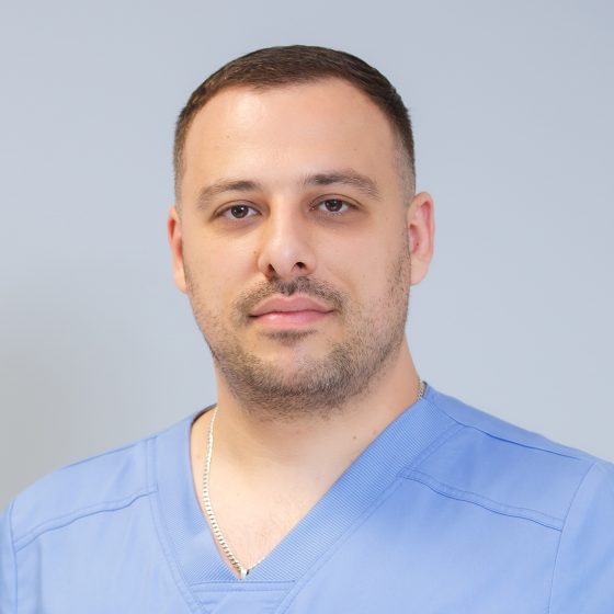 Tim vrhunskih lekara