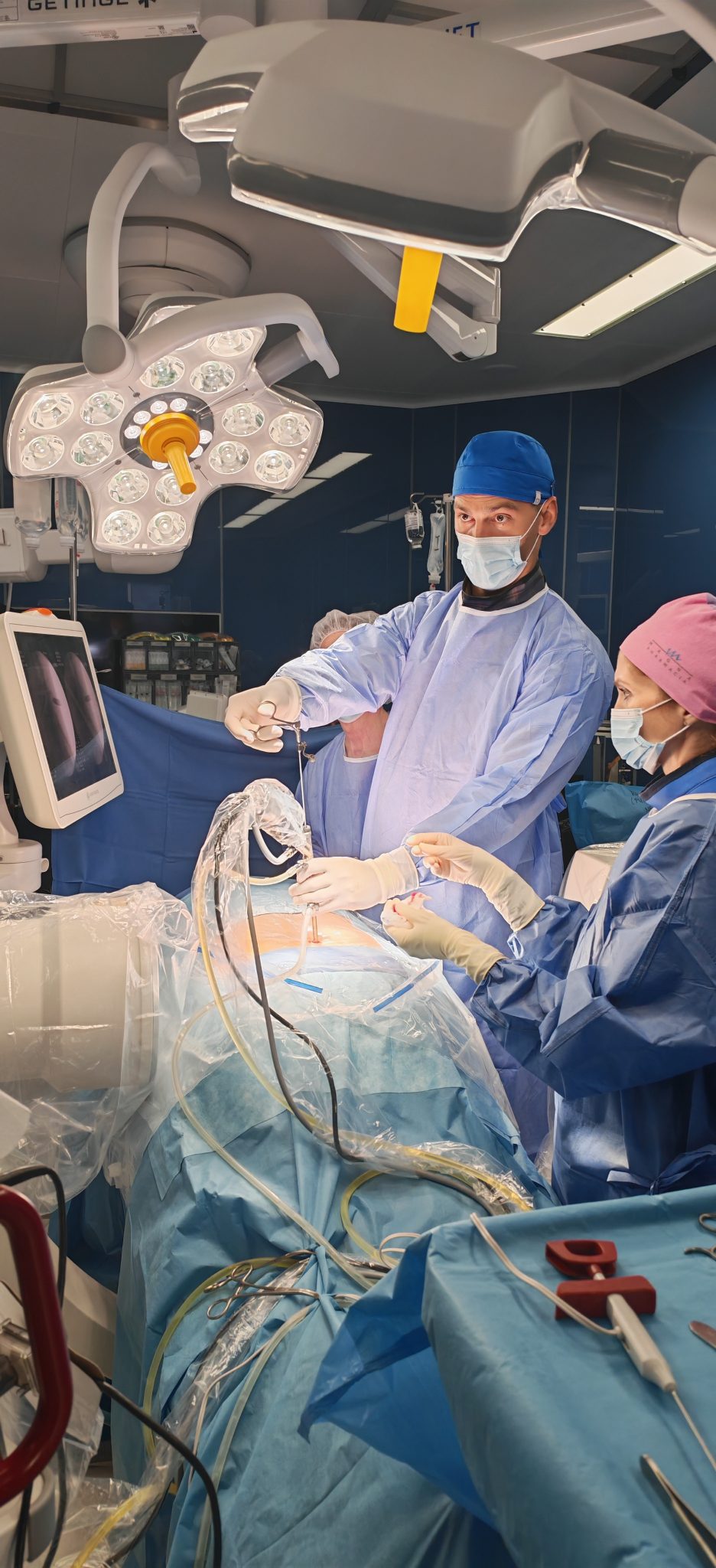 Endoskopska operacija lumbalne diskus hernije – minimalno invazivna ...